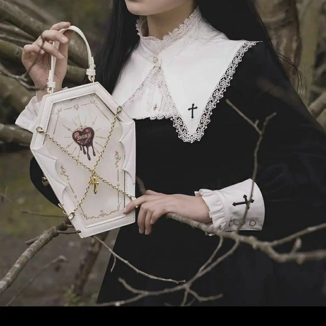 Gothic Coffin Ita bag with Chain – MoeMoeKyun